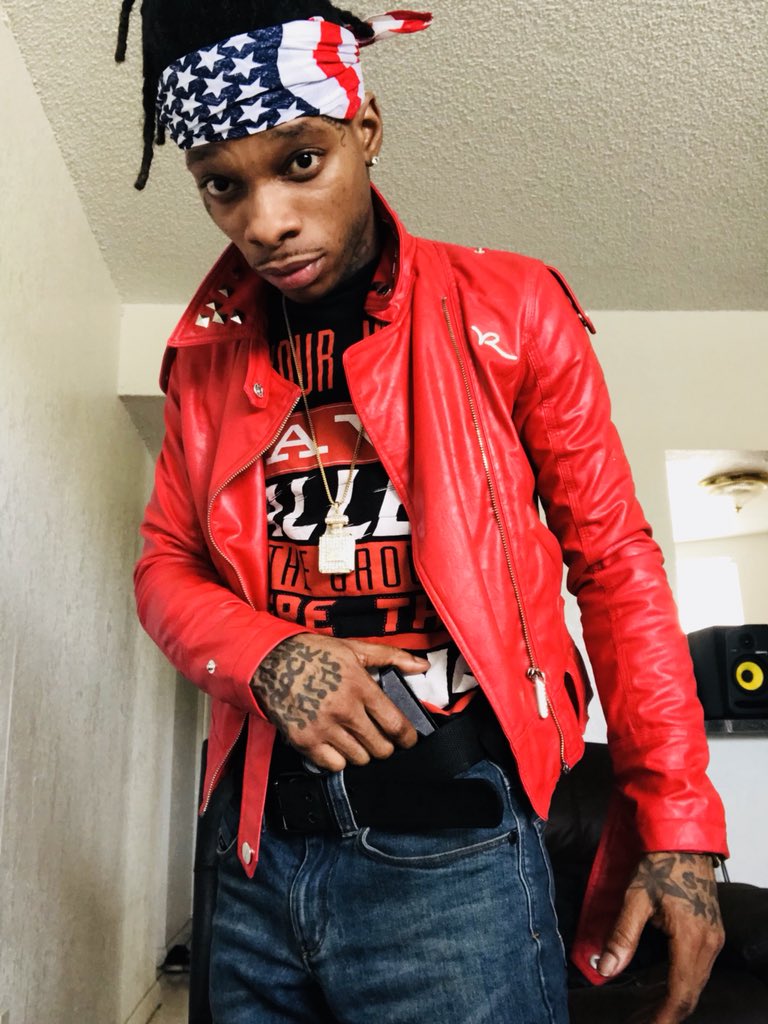 Razza Dazzle: Rapper Razza Moore Brings Heat to South Florida | Deep ...